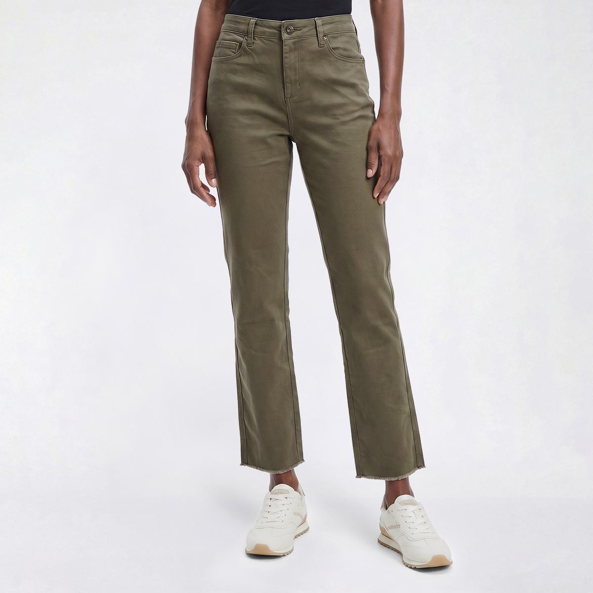 Click here for Petite Architect(R) Frayed Hem Denim Jeans prices